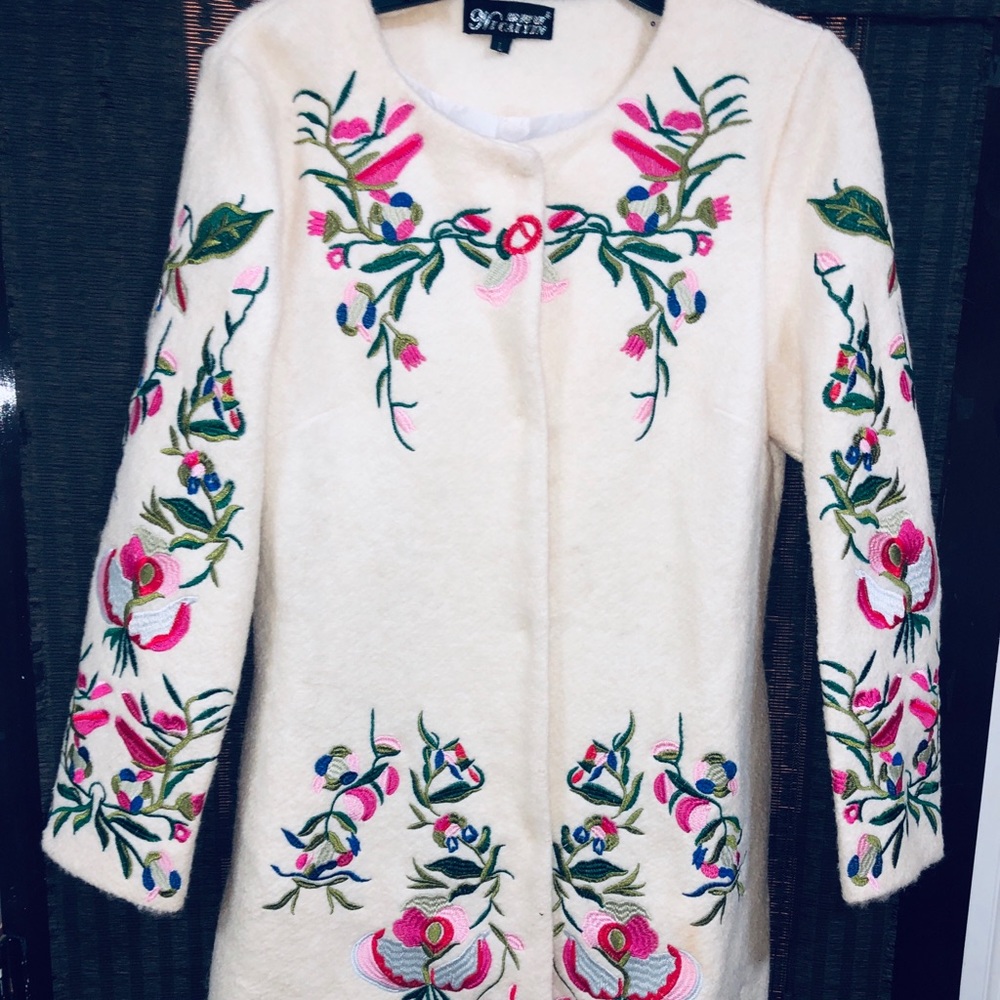 Beautiful Fall Coat - Gem